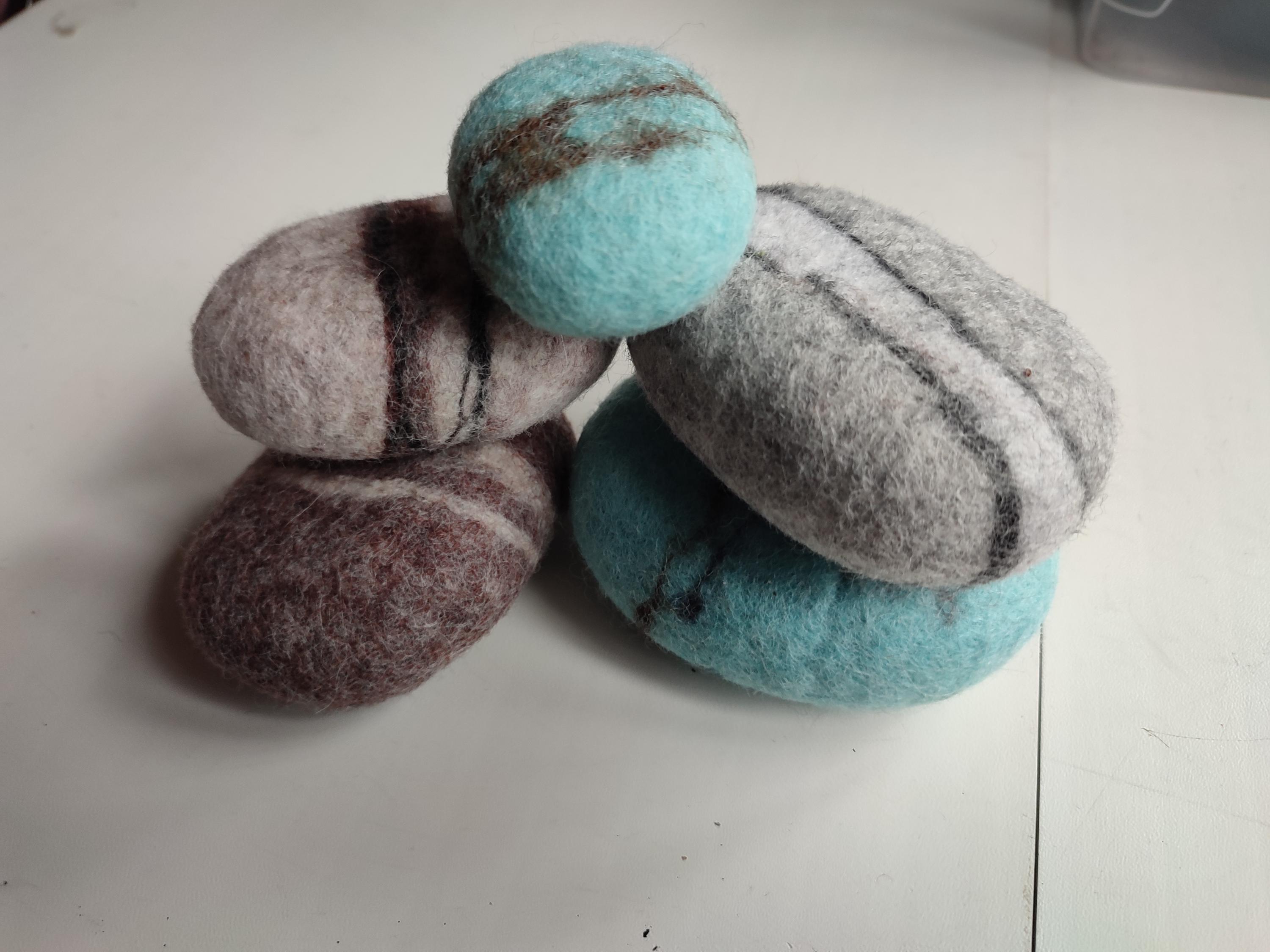 10 , 20 , 40 Felted Wool Stones , Eco-friendly Decor Wool Pebbles - Etsy