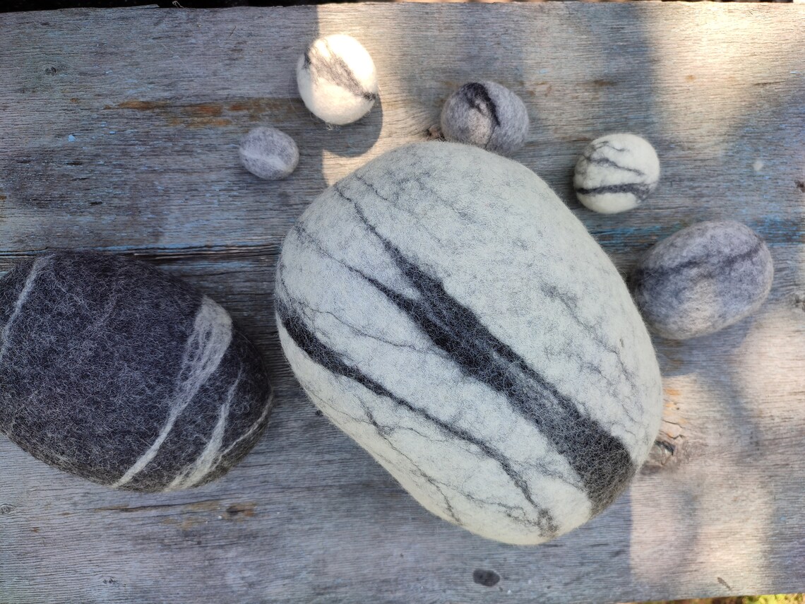7 Felted Wool Stones , Eco-friendly Decor Wool Pebbles - Etsy