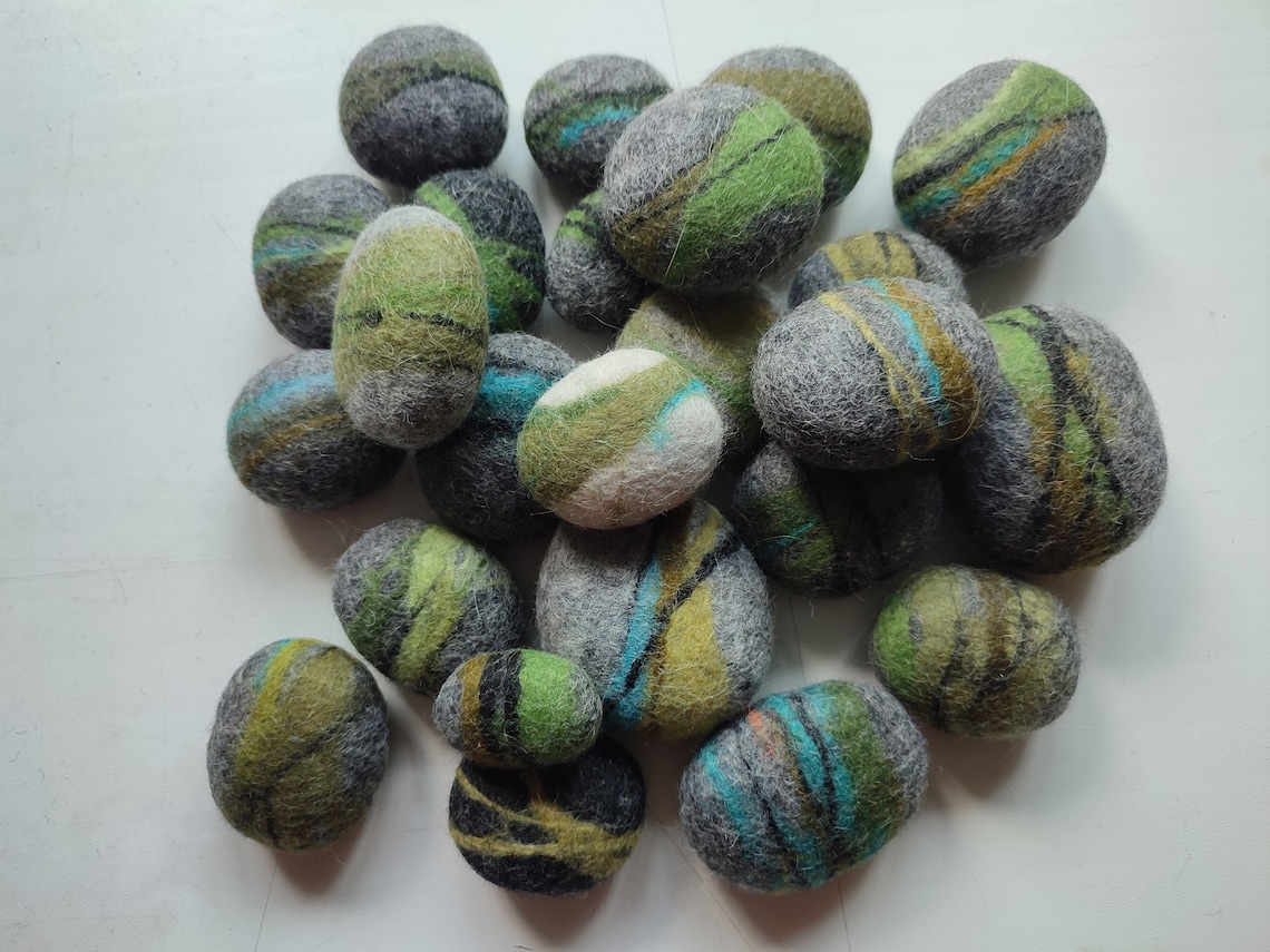 10 , 20 , 40 Felted Wool Stones , Eco-friendly Decor Wool Pebbles - Etsy