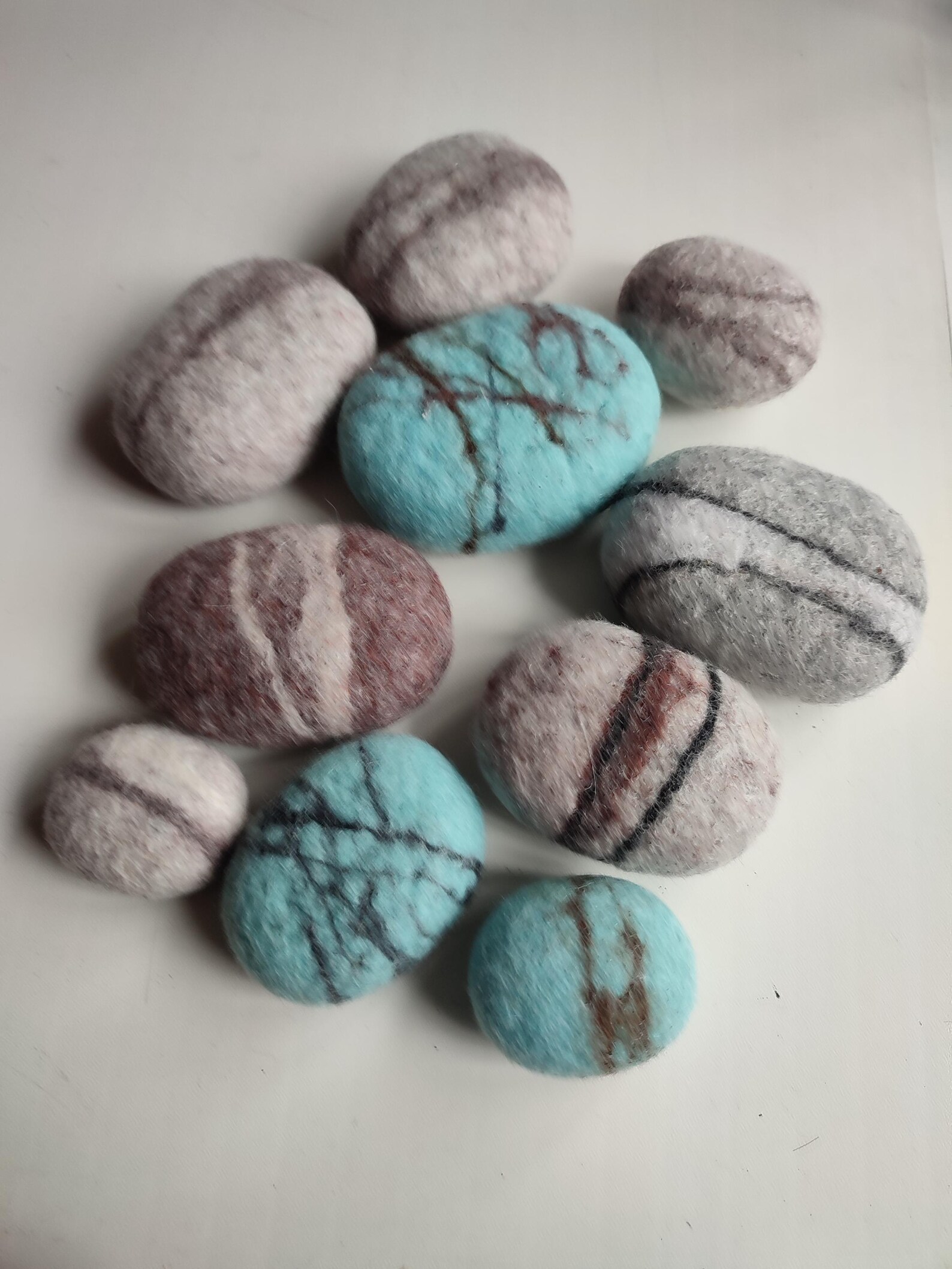 10 , 20 , 40 Felted Wool Stones , Eco-friendly Decor Wool Pebbles - Etsy