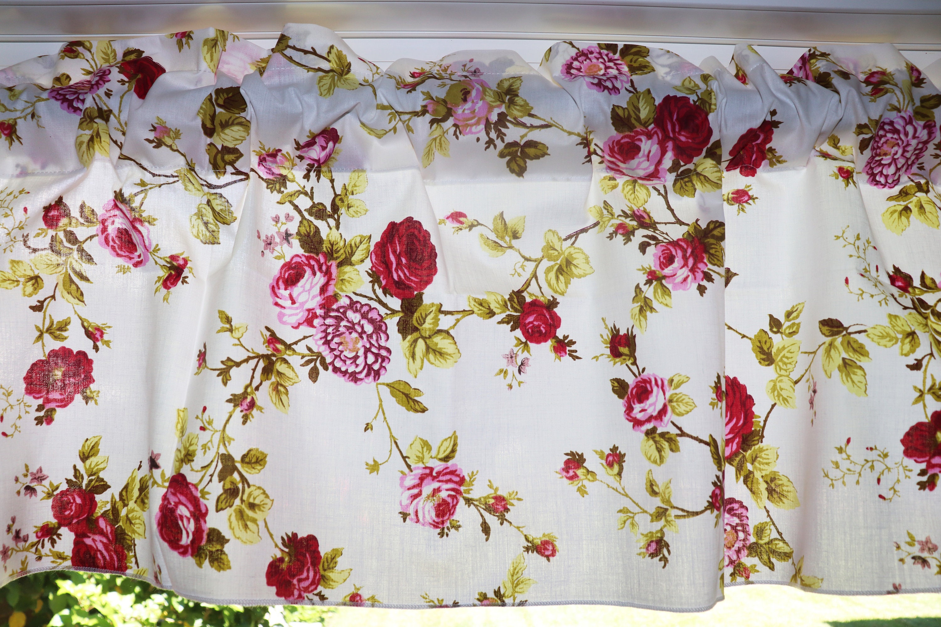 Vintage Floral Flowers Large Roses Cotton Window Valance 58 Inch Wide ...