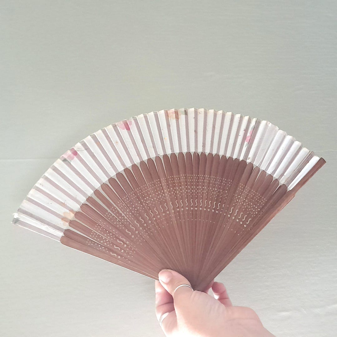Vintage Fan Wood Fabric Fold Out Hand Fan Chinese Fan Oriental ...