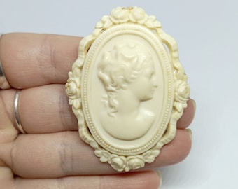 Vintage 1930s Bakelite and Celluloid Cameo Brooch - Etsy