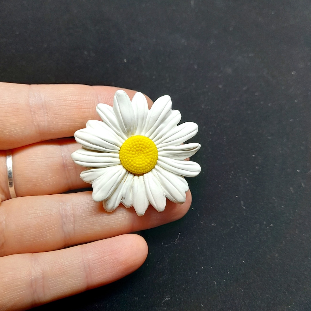 1970s Avon Daisy Perfume Brooch Plastic Flower Hard Perfume - Etsy
