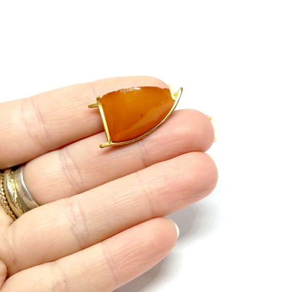Baltic Amber Brooch Vintage Amber Triangle Sail from … - Gem