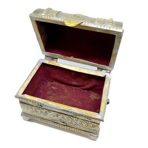 Vintage Treasure Chest Brass Metal Jewellery Box Indian Velvet Lined ...