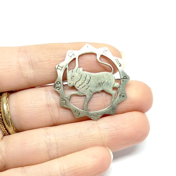 Bull Brooch - Etsy
