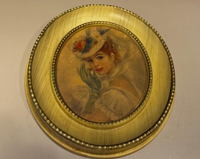 Victorian Lady Wall Decor - Etsy
