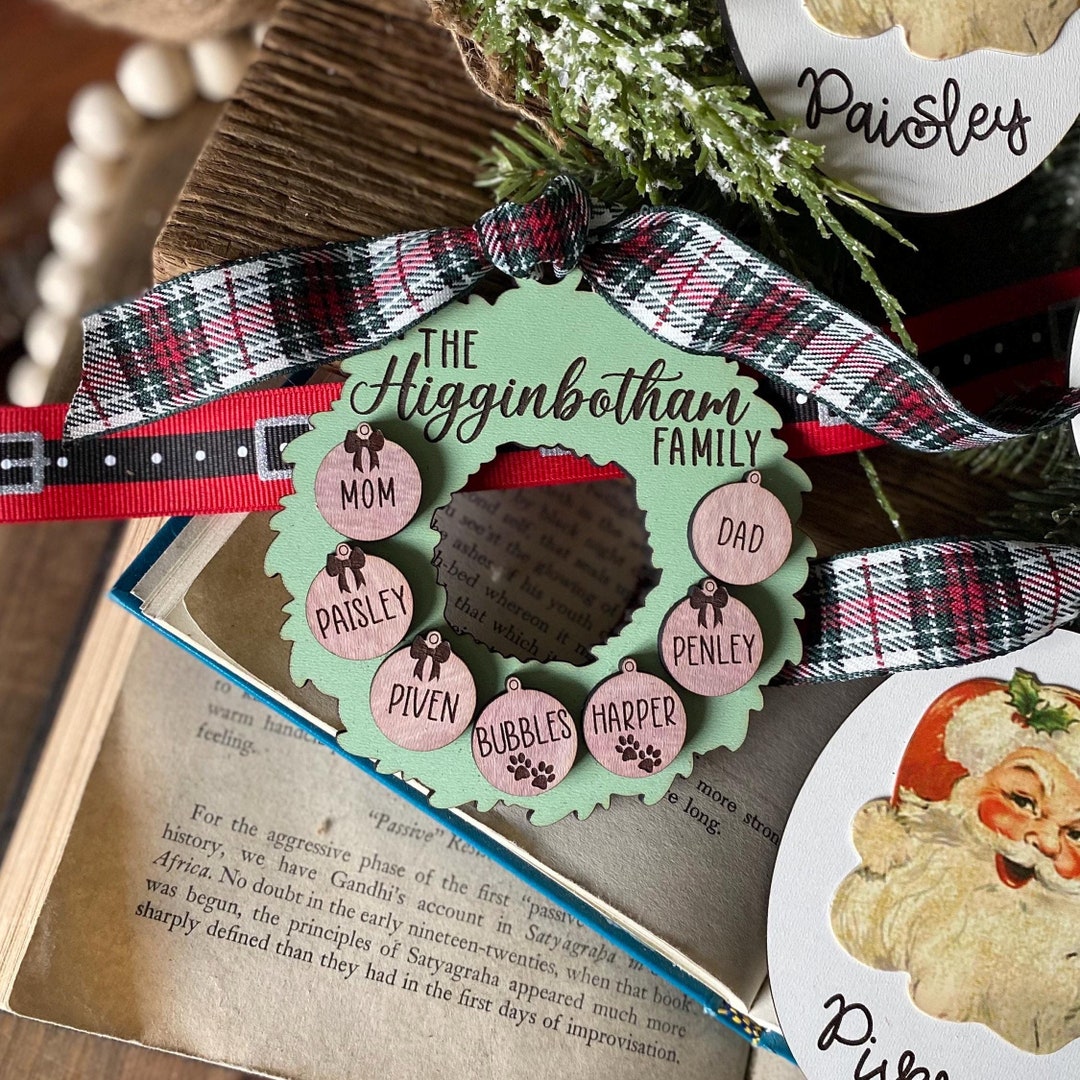 Personalized Family Wreath Christmas Ornament: Engraved Names - Etsy