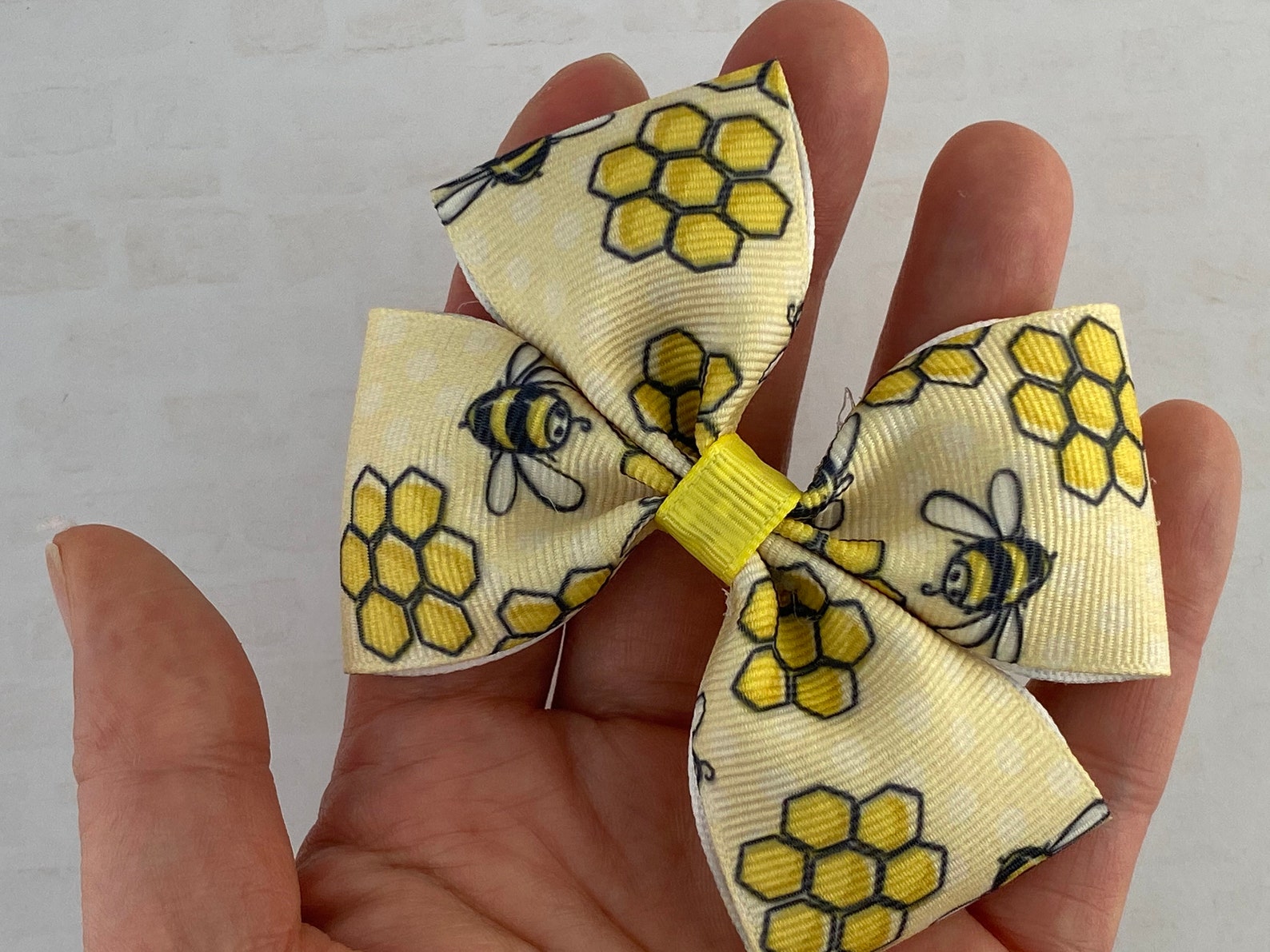 Bee Hair Bow Bumble Bee Bow Honey Bee Bow Yellow Bee Bow - Etsy