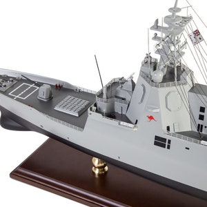 HMAS Brisbane III D41 Destroyer Model 80cm - Wooden Warship Models ...