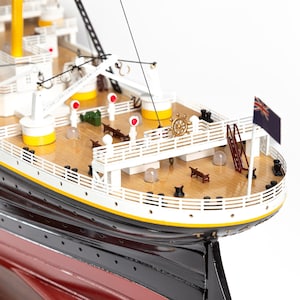 Titanic Model Ship Special Edition With LED Lights – 100cm (39.3 ...
