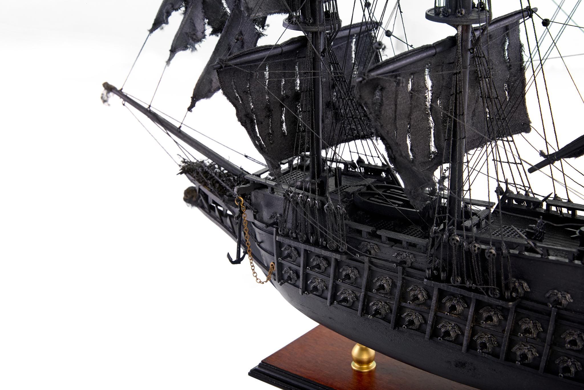 Flying Dutchman Ghost Ship Model 62cm (24.4") - Fully Assembled Model ...