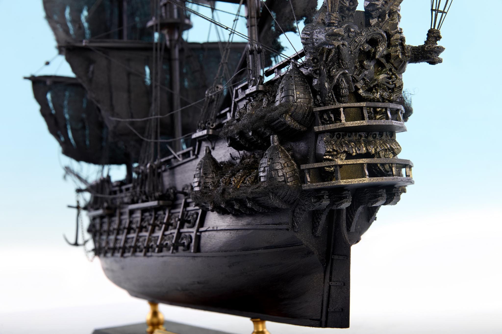 Flying Dutchman Ghost Ship Model 62cm (24.4") - Fully Assembled Model ...