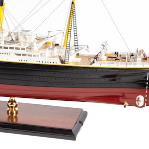 Titanic Model Ship Special Edition With LED Lights – 100cm (39.3 ...