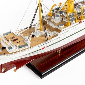 HMHS Britannic Model Cruise With LED Lights 100cm (39.3") Special ...