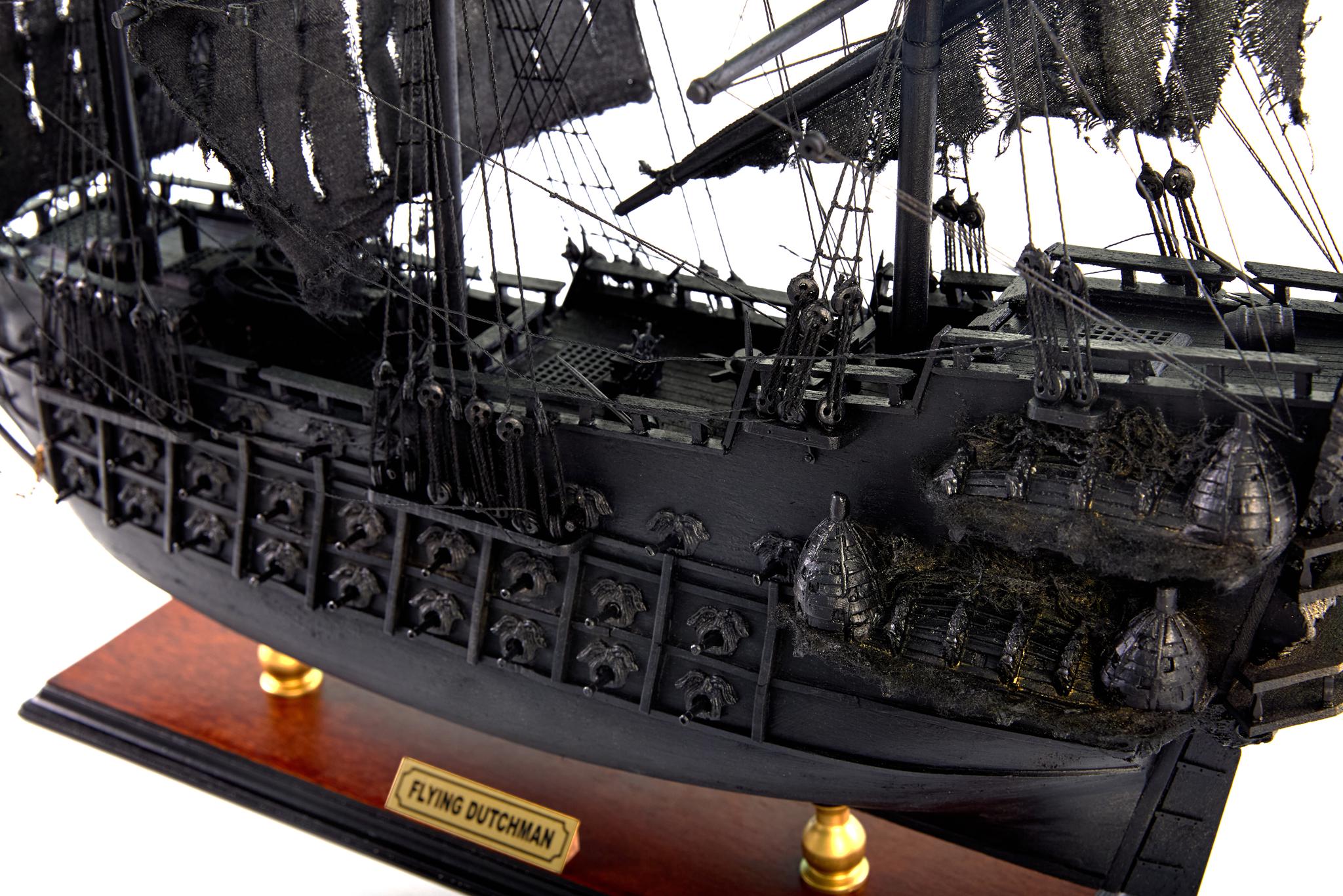 Flying Dutchman Ghost Ship Model 62cm (24.4") - Fully Assembled Model ...
