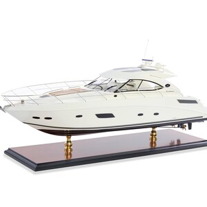 Sea Ray Sundancer Motor Yacht Model 27.5" (70cm) - Sea Ray Sport Yacht ...