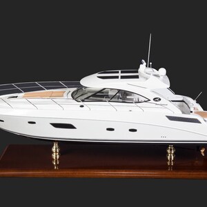 Sea Ray Sundancer Motor Yacht Model 27.5 70cm Sea Ray Sport Yacht ...