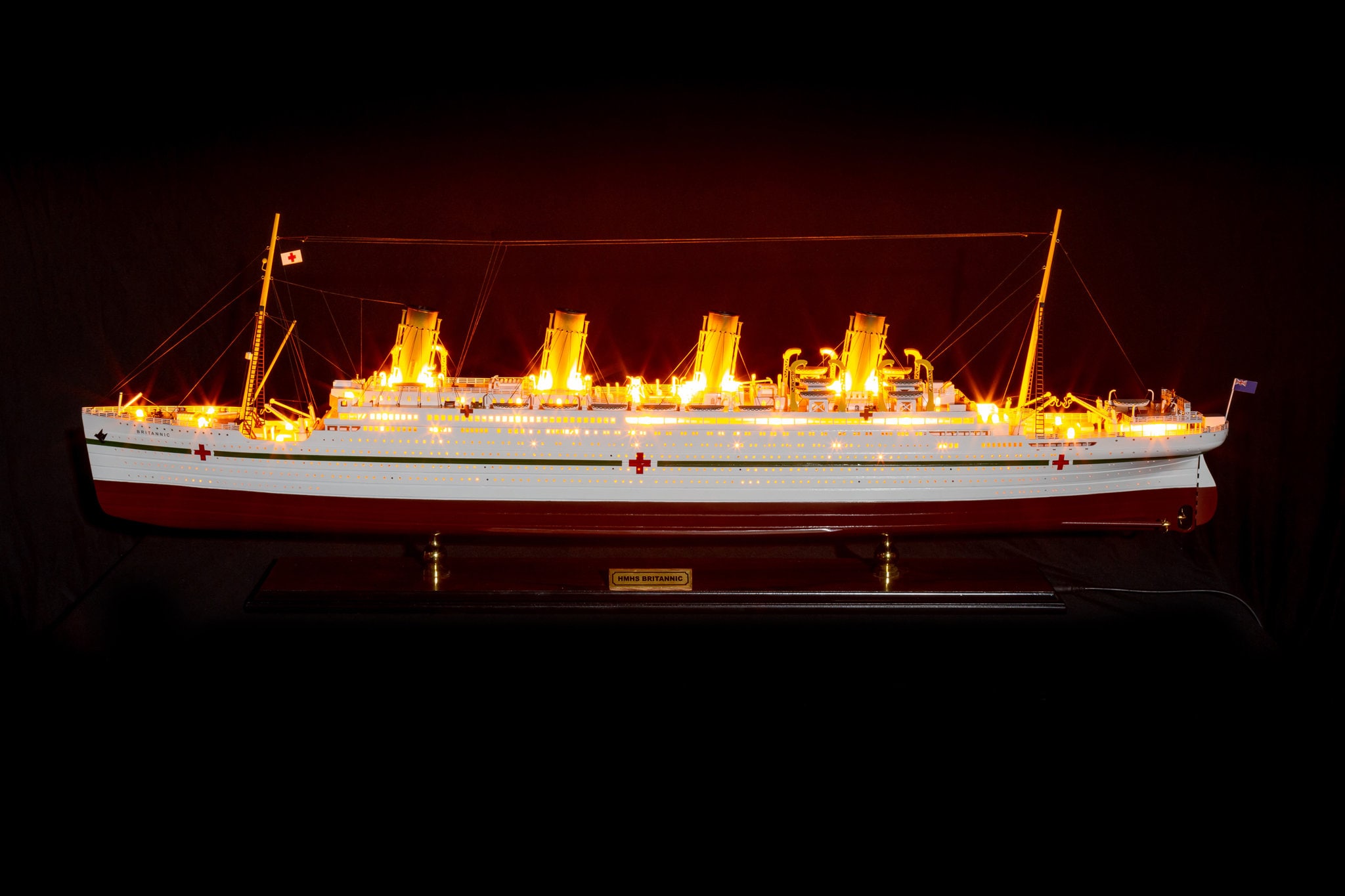 HMHS Britannic Model Cruise With LED Lights 100cm (39.3") Special ...