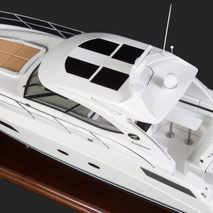 Sea Ray Sundancer Motor Yacht Model 27.5 70cm Sea Ray Sport Yacht ...