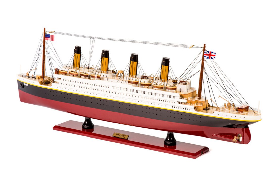 RMS Titanic Model Cruise 31.5"- Handcrafted Wooden Cruise Models ...