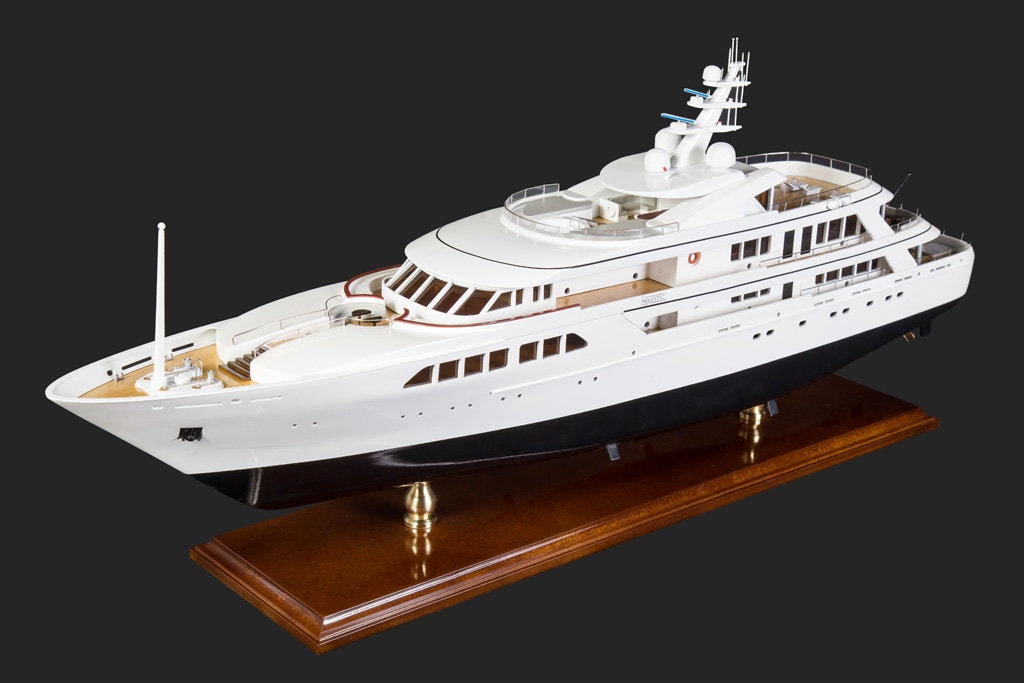Majestic Motor Super Yacht Model With LED Lights - Wooden Boat Model ...