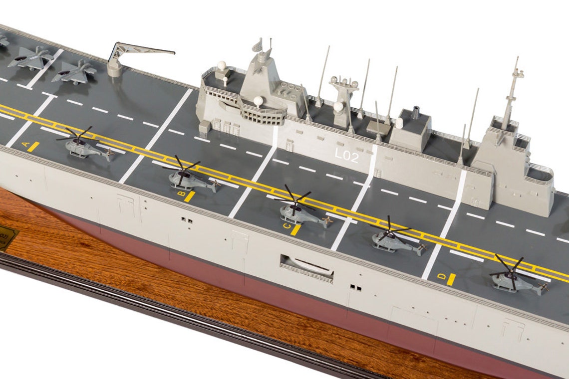 HMAS Canberra Aircraft Carrier Model 90cm - Wooden Warship Models ...