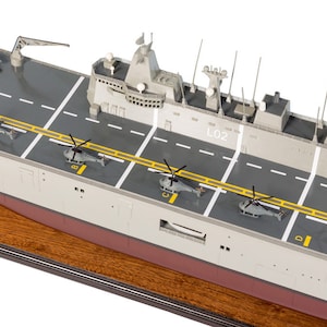 HMAS Canberra Aircraft Carrier Model 90cm - Wooden Warship Models ...
