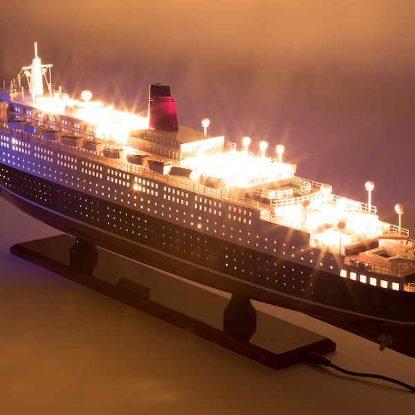 Titanic Model Lights - Etsy