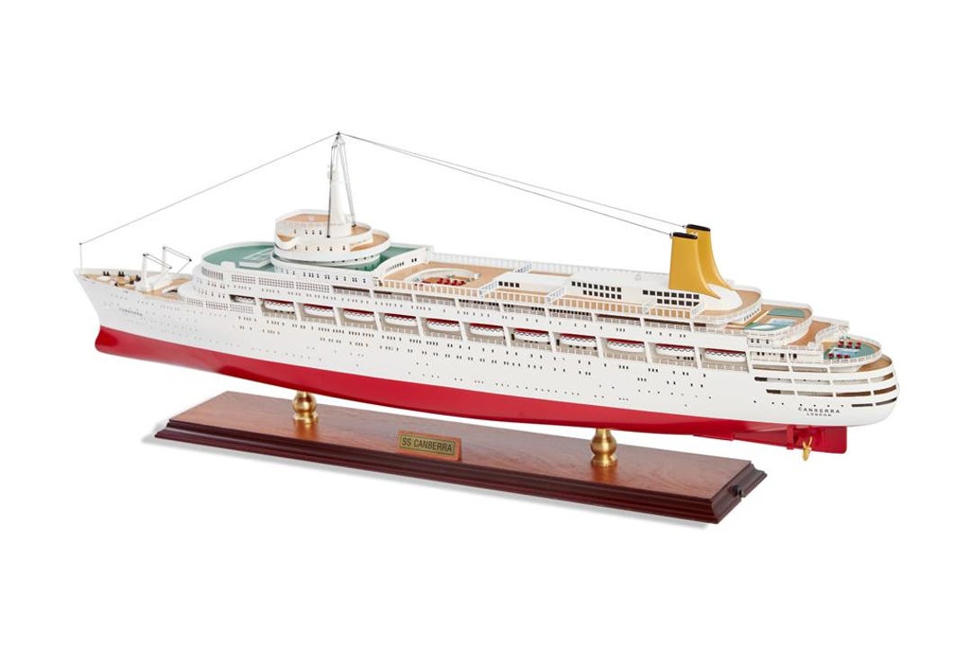 SS Canberra Model Cruise With LED Lights 89cm (35") - Special Edition ...
