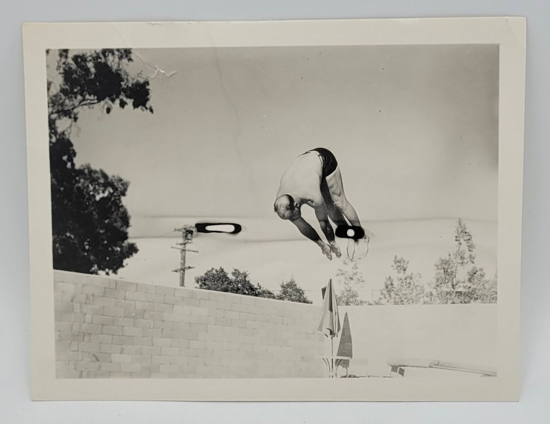 Man Jack Knife Dive Mid Air~vintage Photo~diving off Board~1939~outdoor ...
