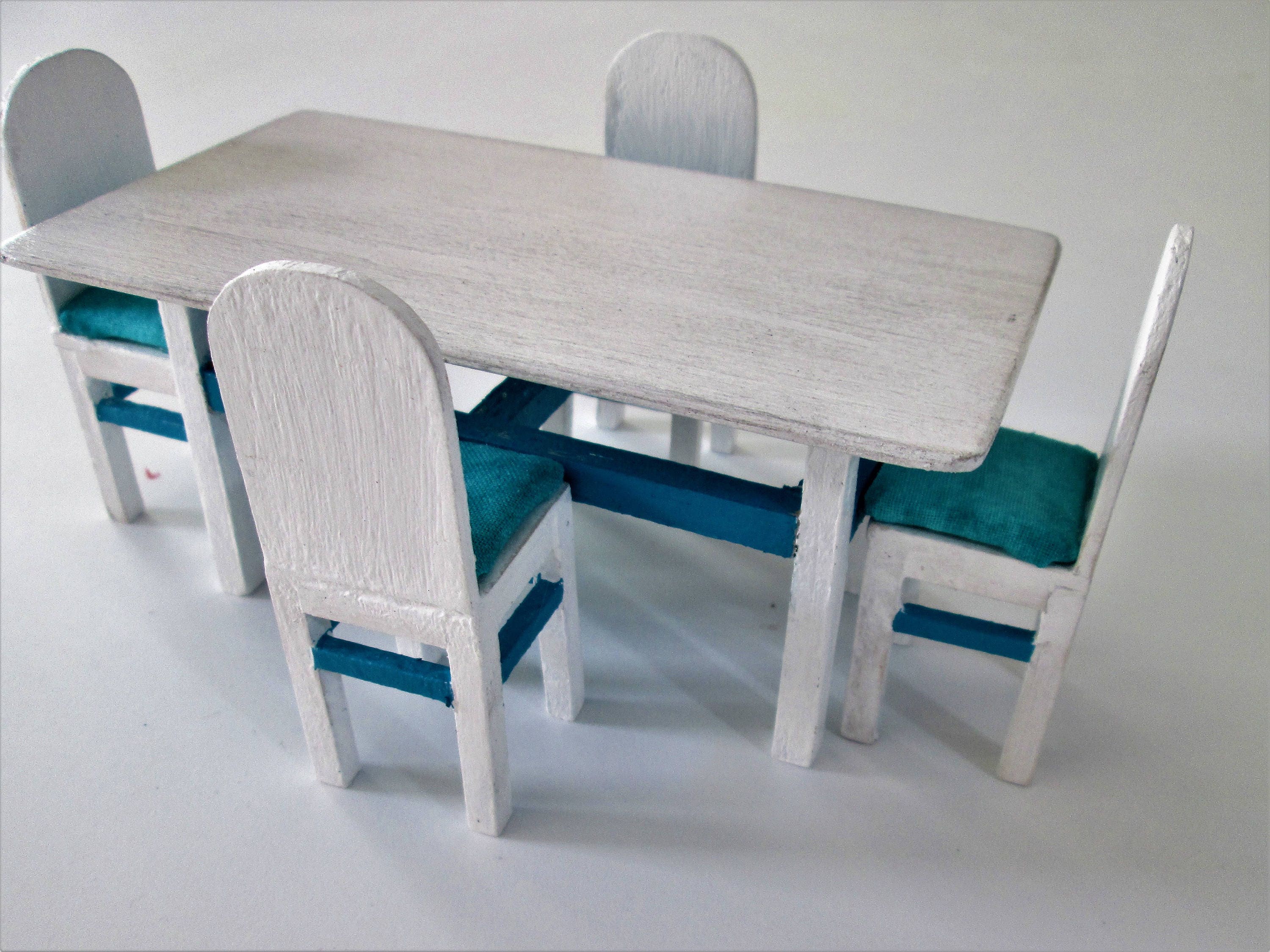 1:16 Dollhouse dinning room table with four chairs, wood dinning room ...