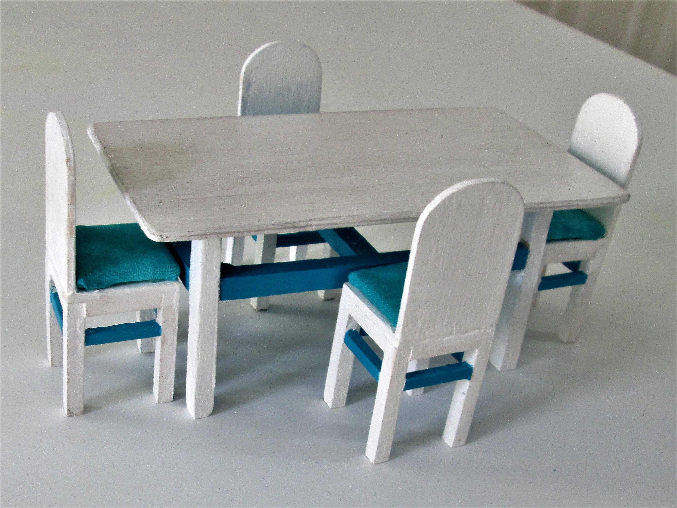 1:16 Dollhouse dinning room table with four chairs, wood dinning room ...