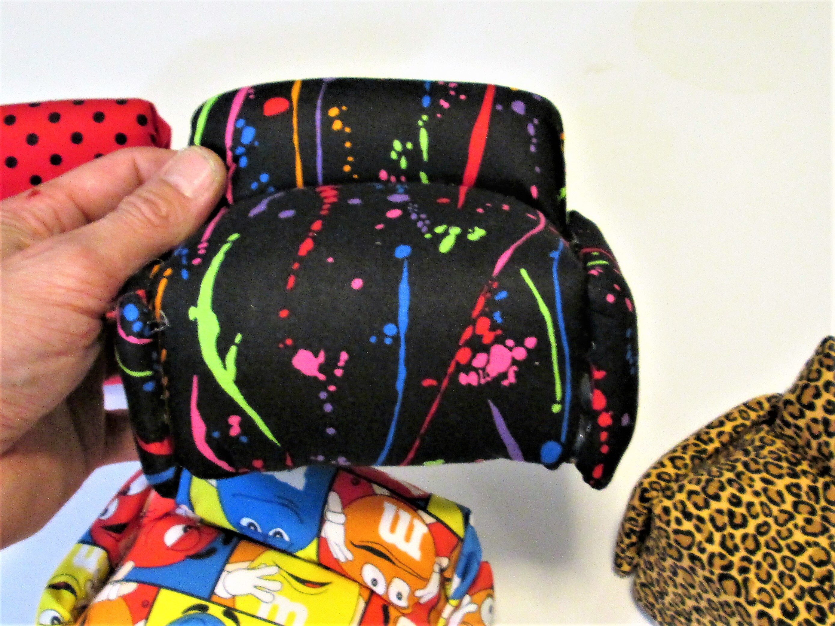 1:6 Dollhouse chairs, miniature chairs, M&M chair