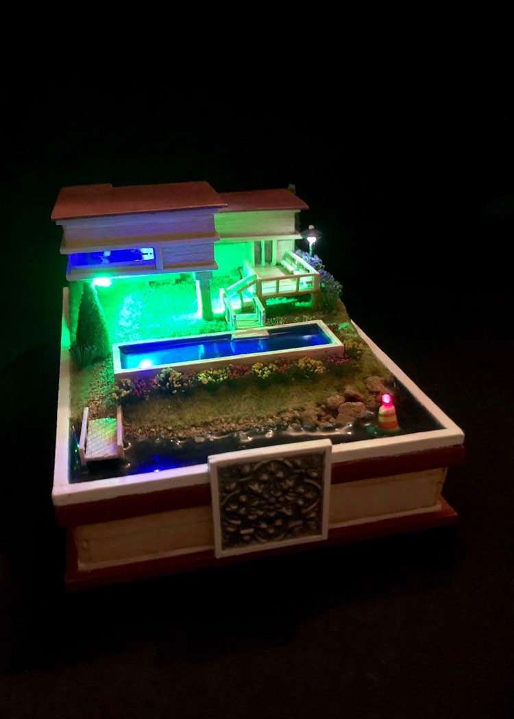 Miniature Lake house fully furnished. (The Lake House)