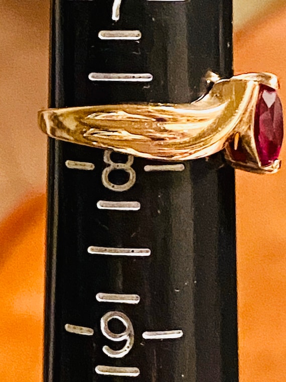 Vintage 10k Yellow Gold & Ruby Ring With Presentation… - Gem