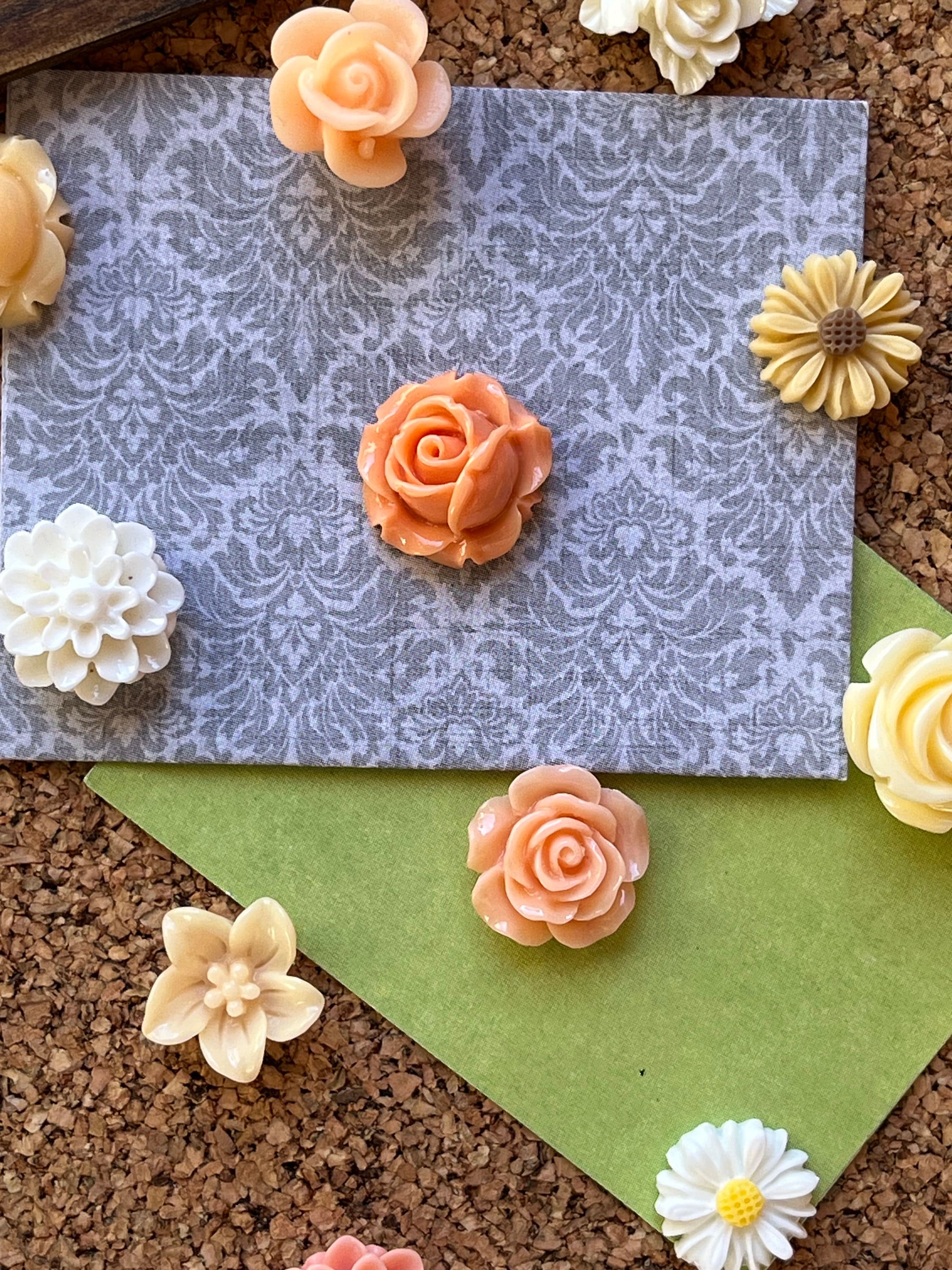 Push Pins,peach Decorations,thumb Tacks,teacher Gifts Ideas,gift for ...
