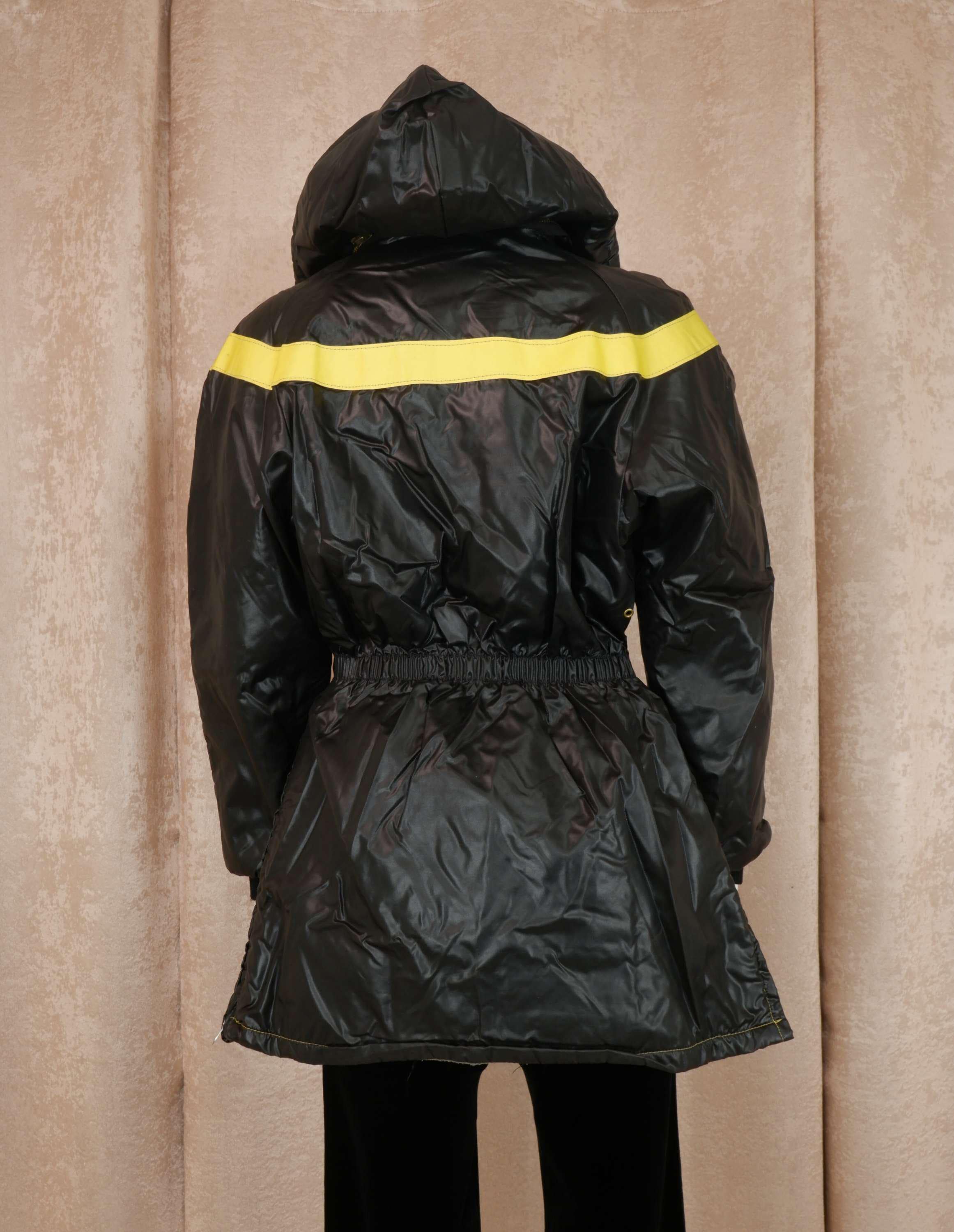 1970s John Deere Snow Mobile Jacket - Small Vintage Black and Yellow ...