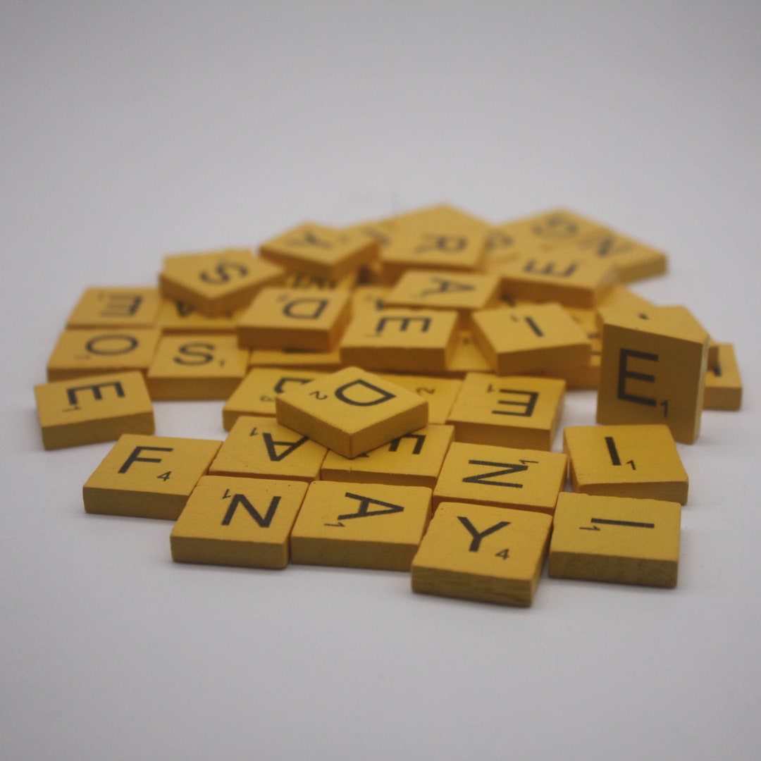 100 Pcs Wooden Scramble Scrabble Letters Tiles - YELLOW Color Scrambble ...