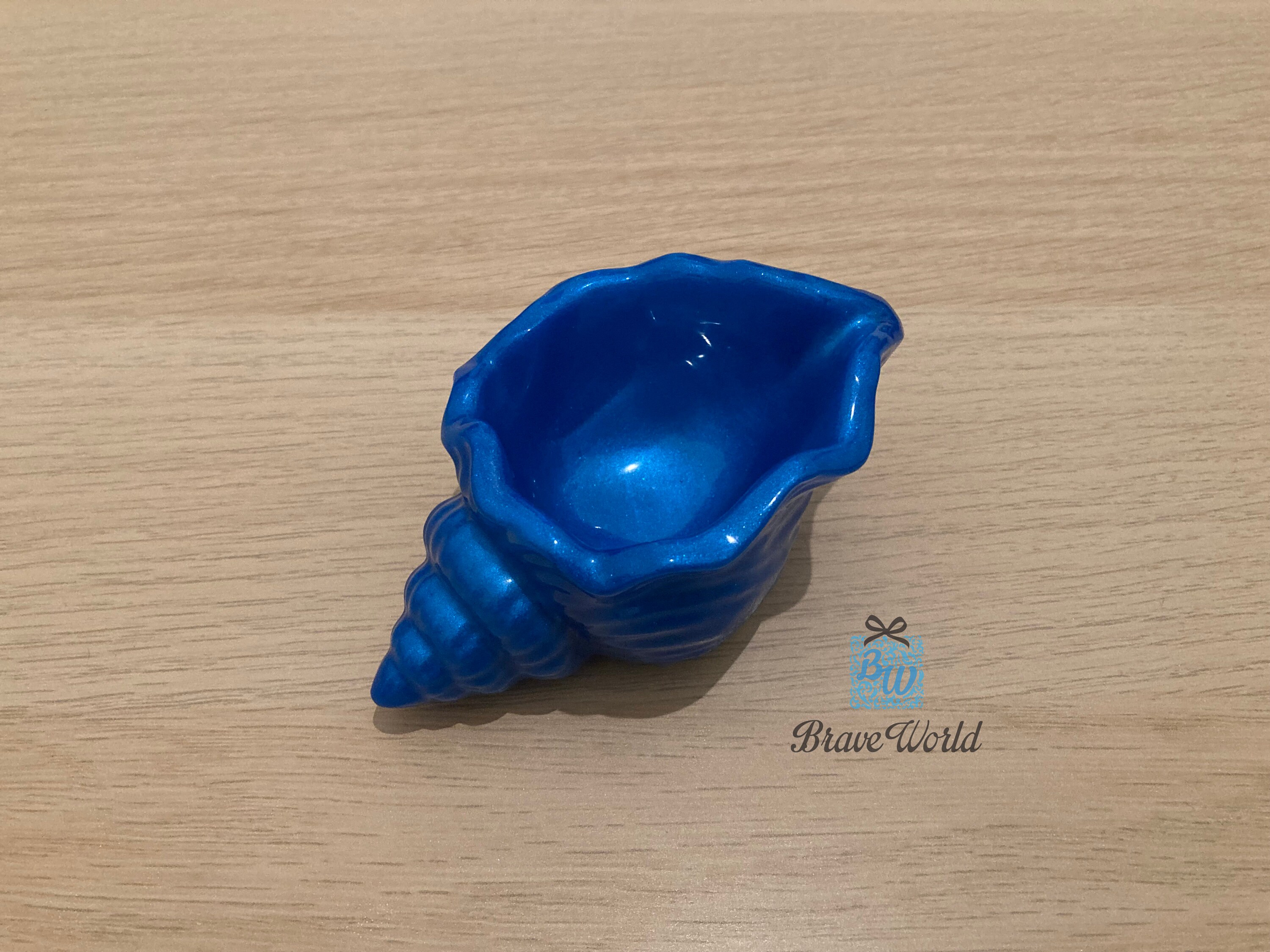 Resin Conch Shell Rainbow Colours, Beach Decor, Resin Art, Seashells ...