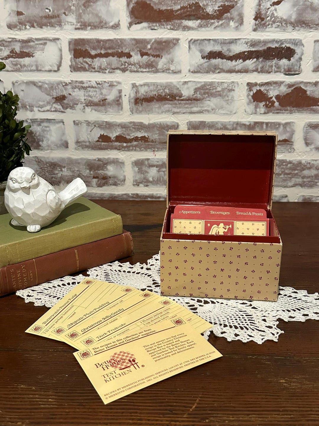 Vintage Avon Country Christmas Recipe Box W/ Lid & Cards | Index Card ...