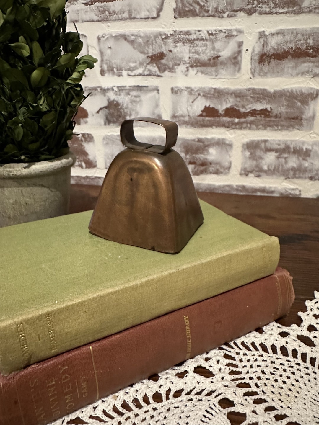 Vintage Copper Cow Bell With Handle Farmhouse Country Rustic Ranch ...