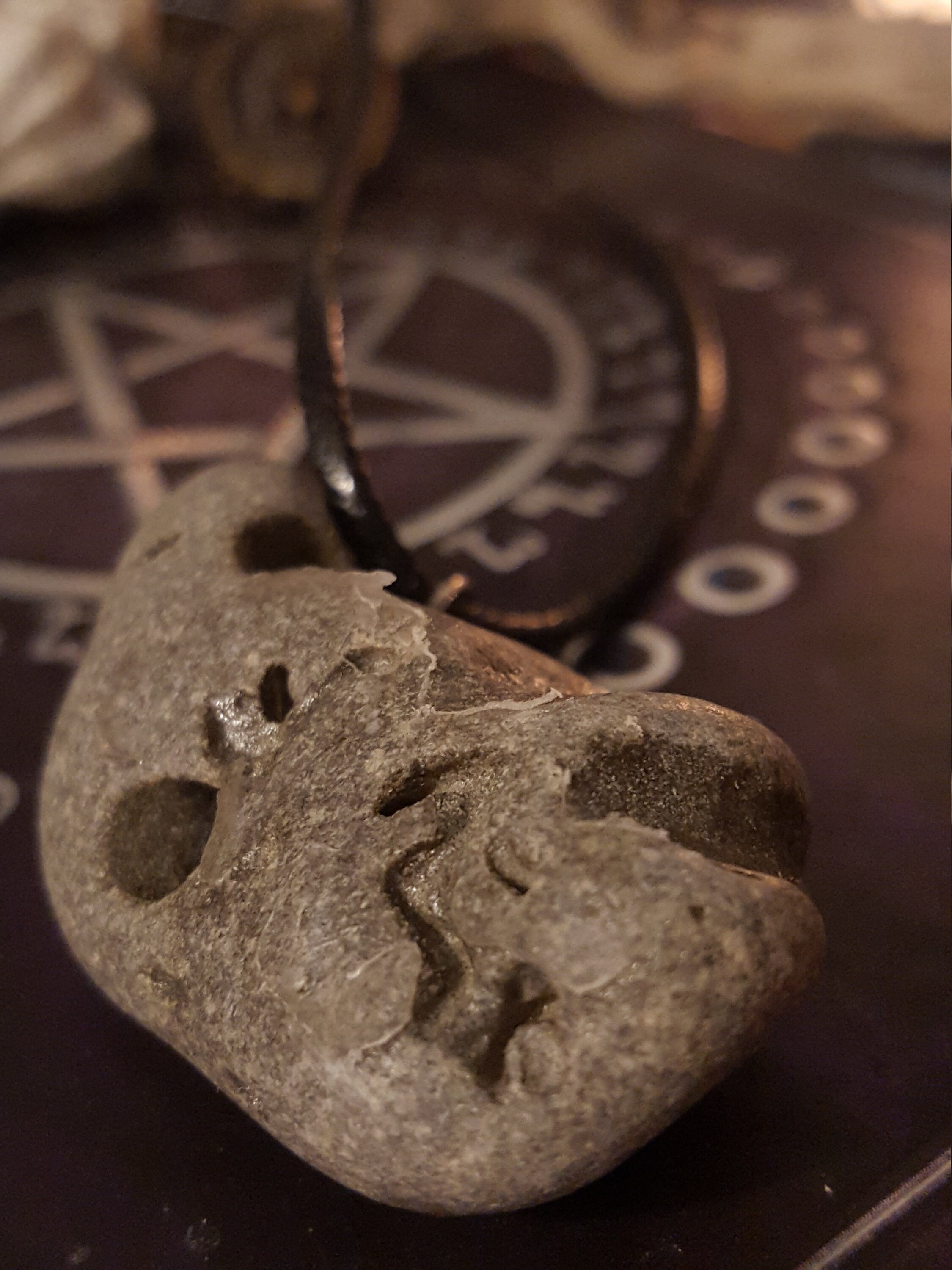 Celtic Hagstone Pendant Holey Stone Healing Amulet Odin - Etsy UK