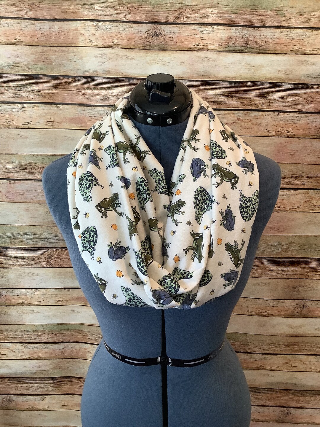 Frog Infinity Scarf / Frogs / Herpetologists / Herpetology / Bugs ...