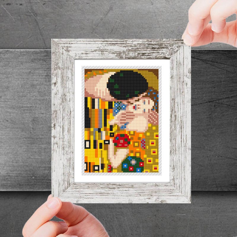 Kiss Mini Cross Stitch - Etsy