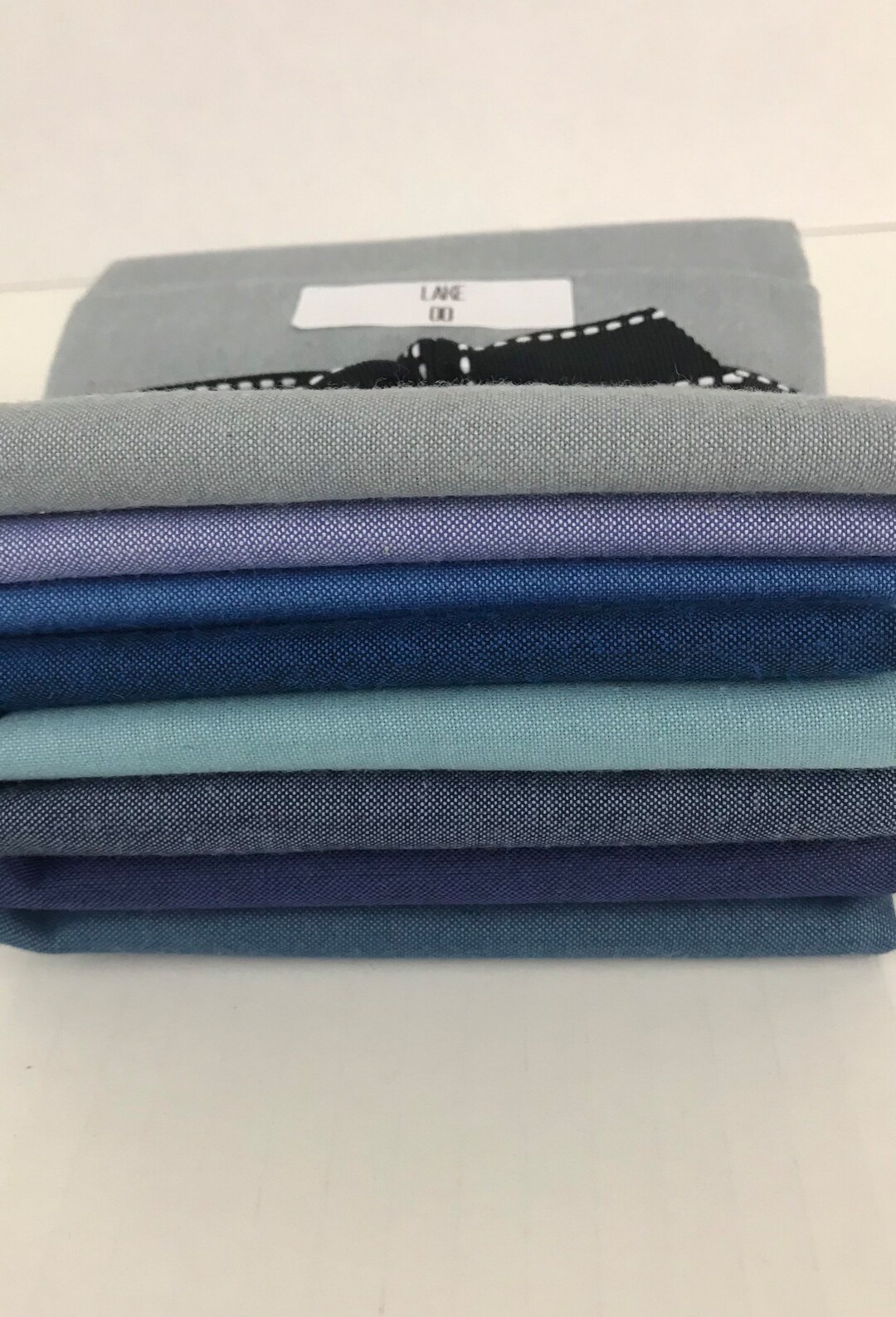 BLUE PEPPERED COTTON Fat Quarter Bundle, Eight Colors of Peppered ...