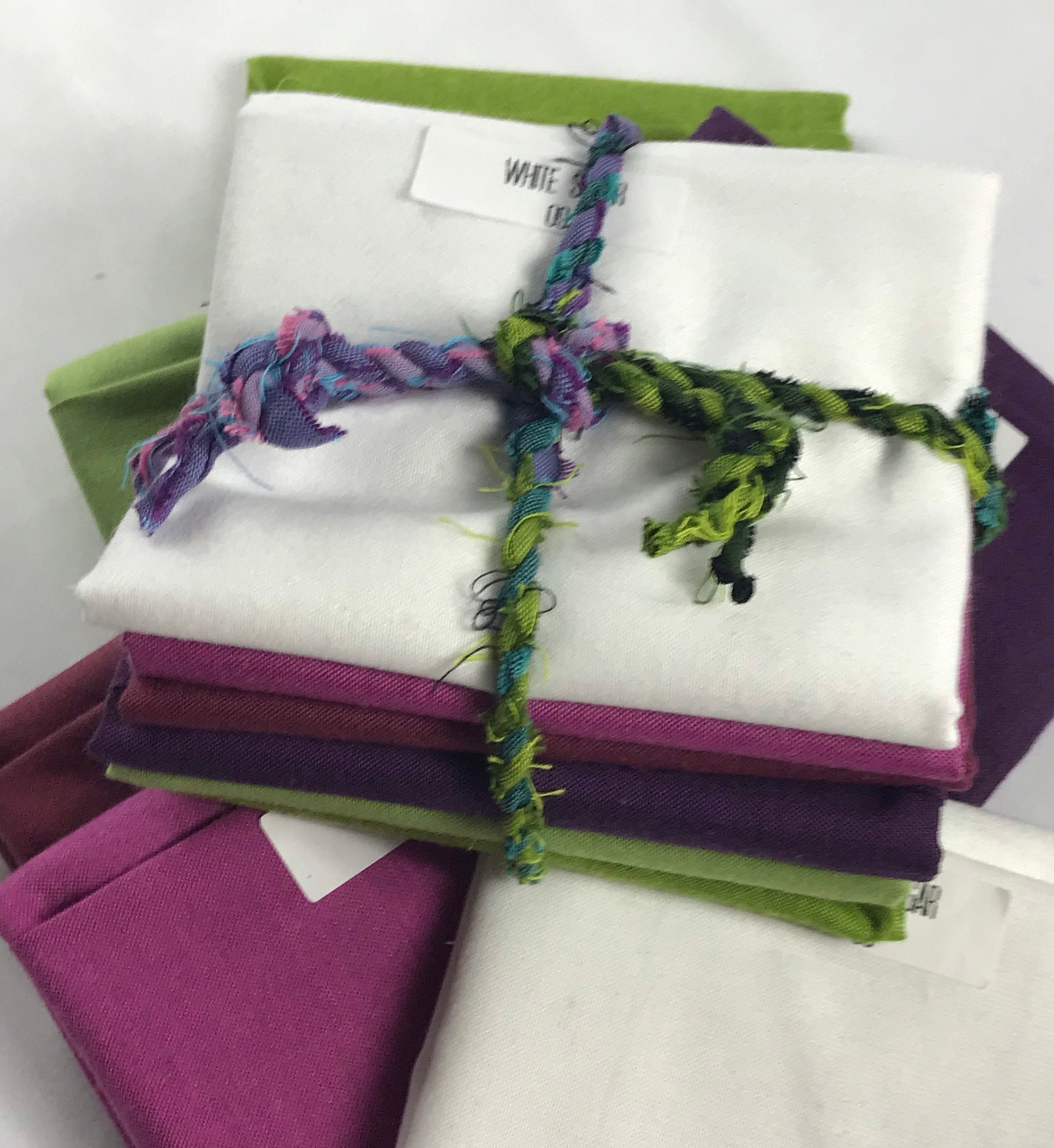 FAT QUARTER Shot Cotton Bundle, Six Colors of Peppered Cotton by Pepper ...