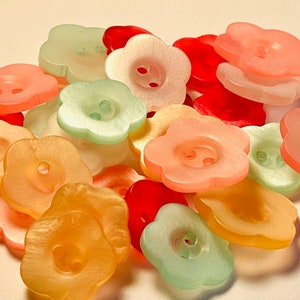Flower Buttons Pastel Matt Opaque Colours X6 Smooth 2 Hole Flat Curved ...