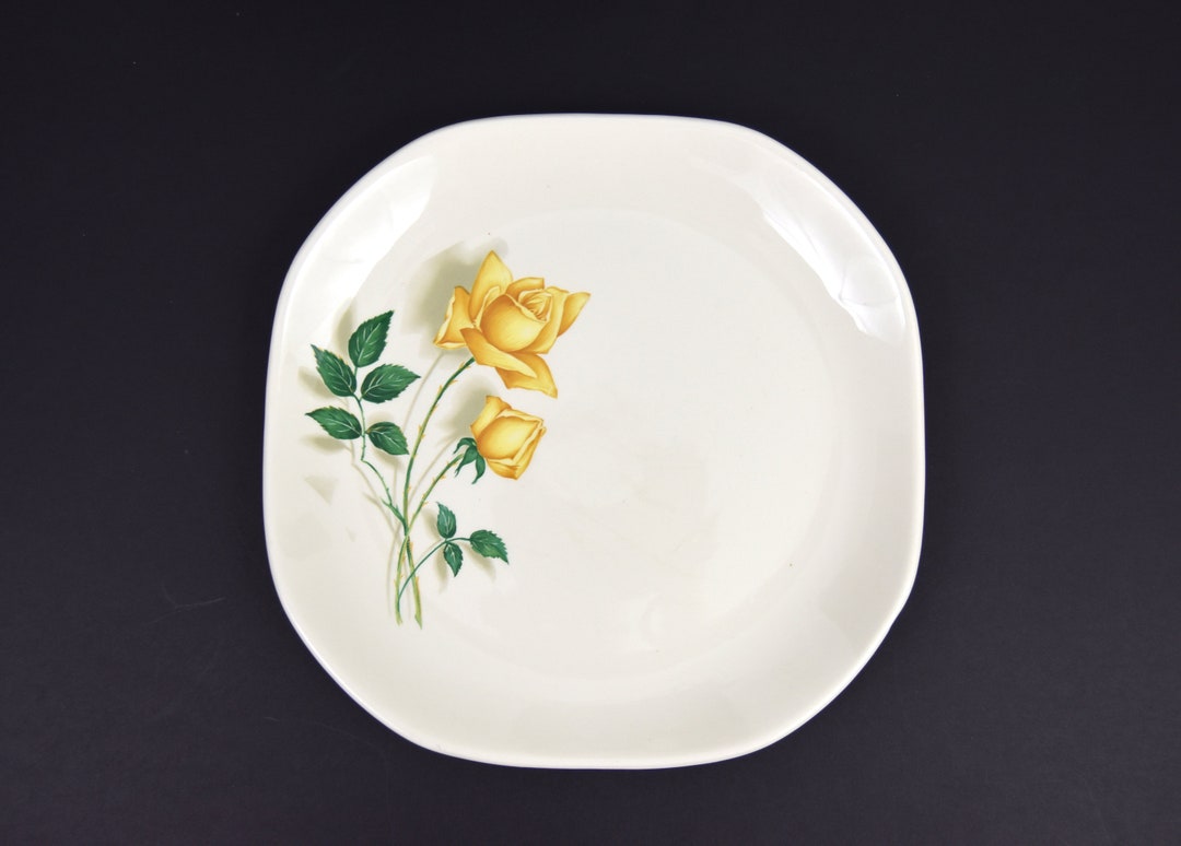 Sovereign Potters 'yellow Gleam'' Cake Plate | Yellow Rose Motif ...